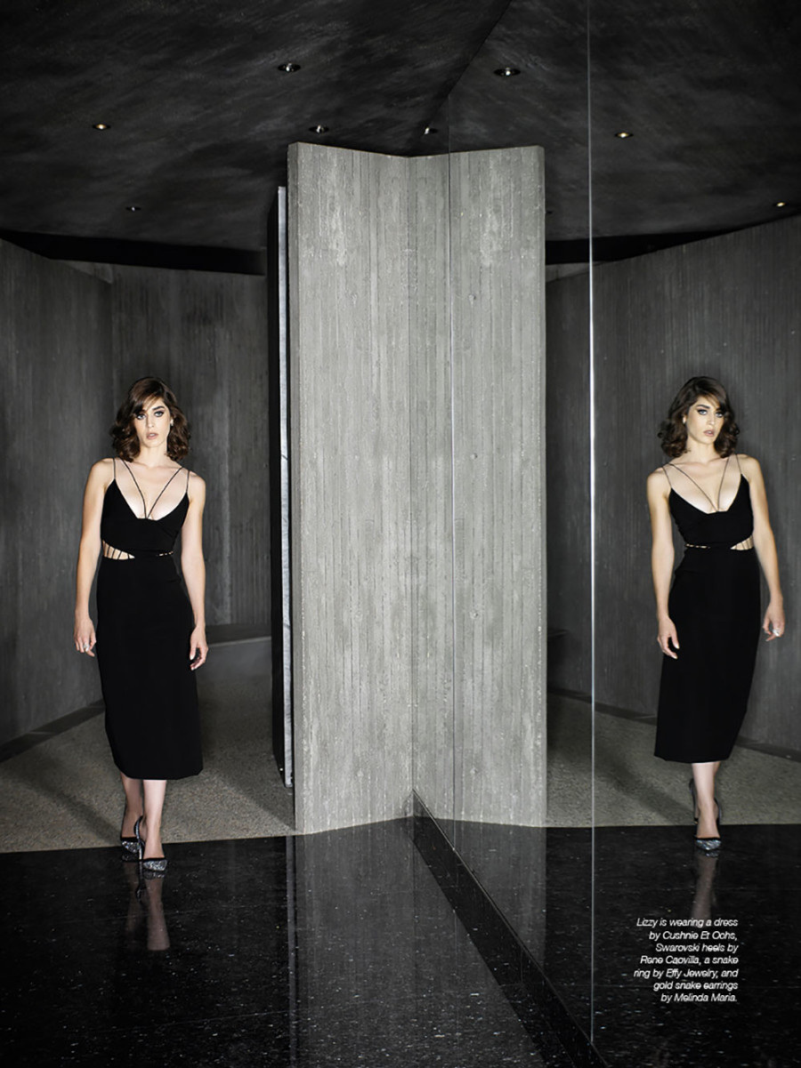 LIZZY CAPLAN ON BEING A FUNNY FEMALE IN THE BOY'S CLUB OF COMEDY ...