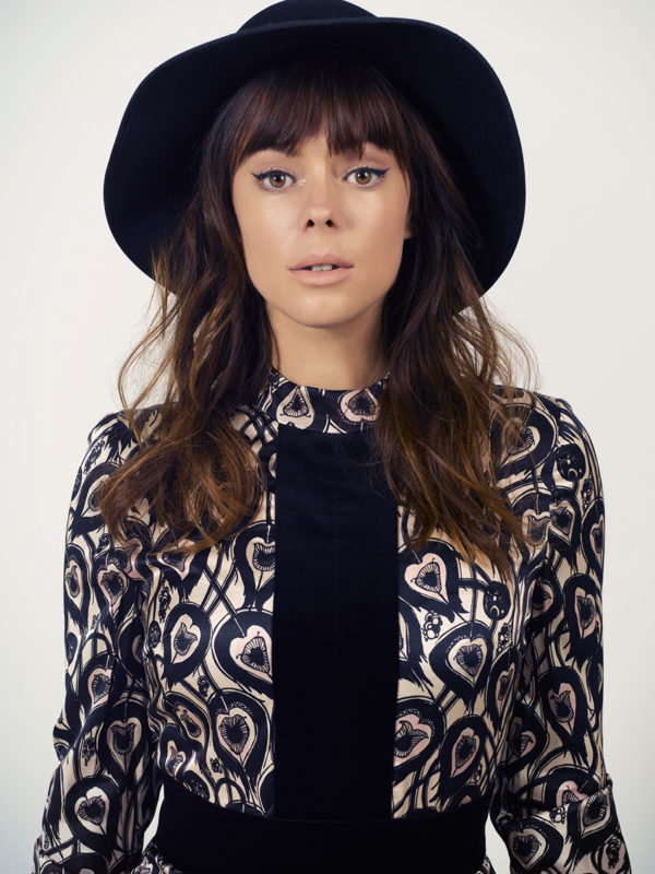 AUSSIE SONGSTRESS LENKA ON HER BOHEMIAN CHILDHOOD AND WHY CREATIVITY IS ...