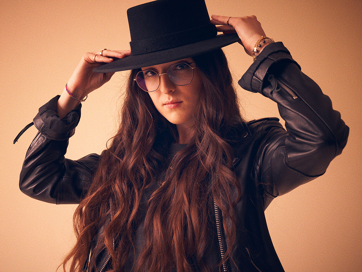 MUSIC PREMIERE: VERONICA FUSARO RELEASES BROKEN-HEARTED NEW TRACK "FOOL ...