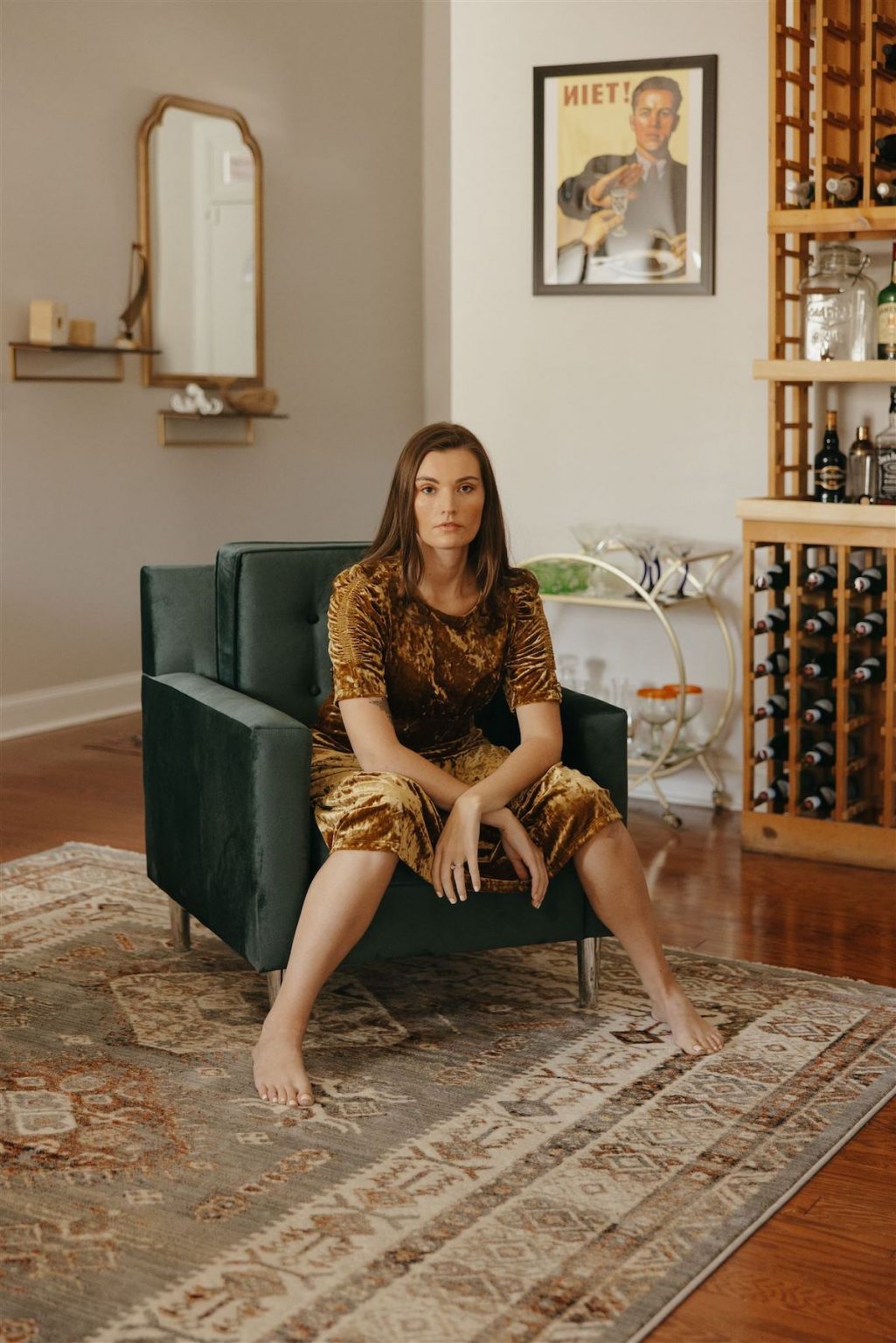 LGBTQ+ ACTRESS ANNA HINDMAN ON HER ROLE ALONGSIDE BRUCE WILLIS IN ...