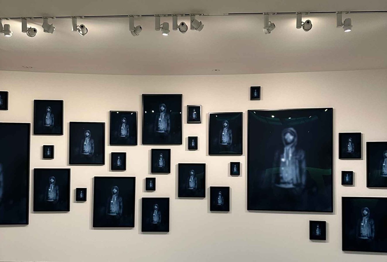 "GOING DARK" HIGHLIGHTS FIGURES OF VISIBILITY AT THE GUGGENHEIM MUSEUM ...