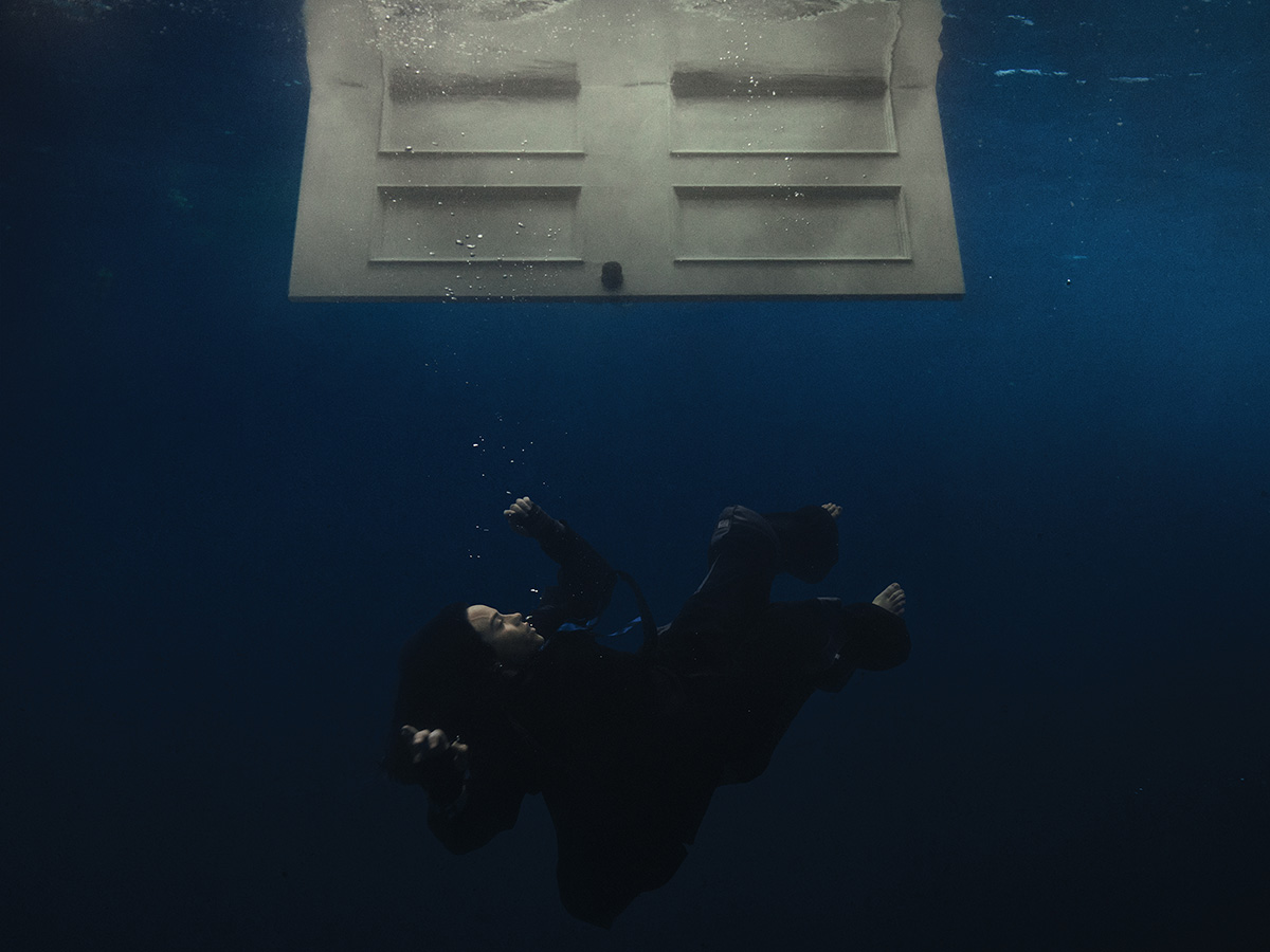 ALBUM REVIEW: BILLIE EILISH HITS US SOFT WITH HER THIRD ALBUM "HIT ME ...